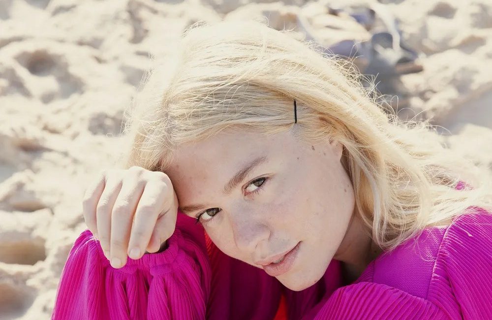 Maria Luiza Jobim atualiza a carioquice em novo álbum | Célula POP