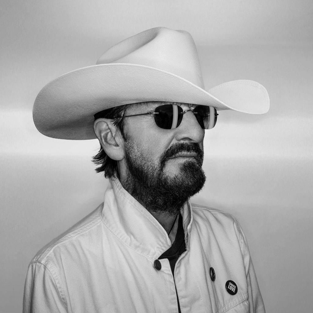 Ringo Starr retoma sua persona country após cinco décadas | Célula POP