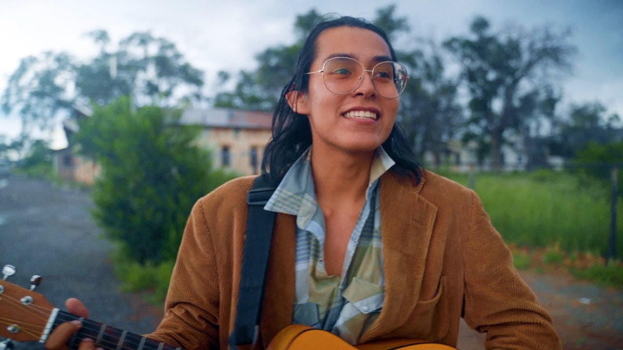 Os vórtices que vêm e vão na obra de Hataalii | Célula POP